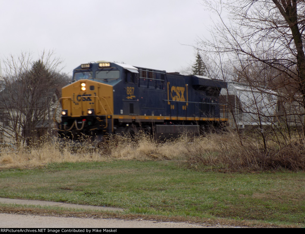 CSX 887